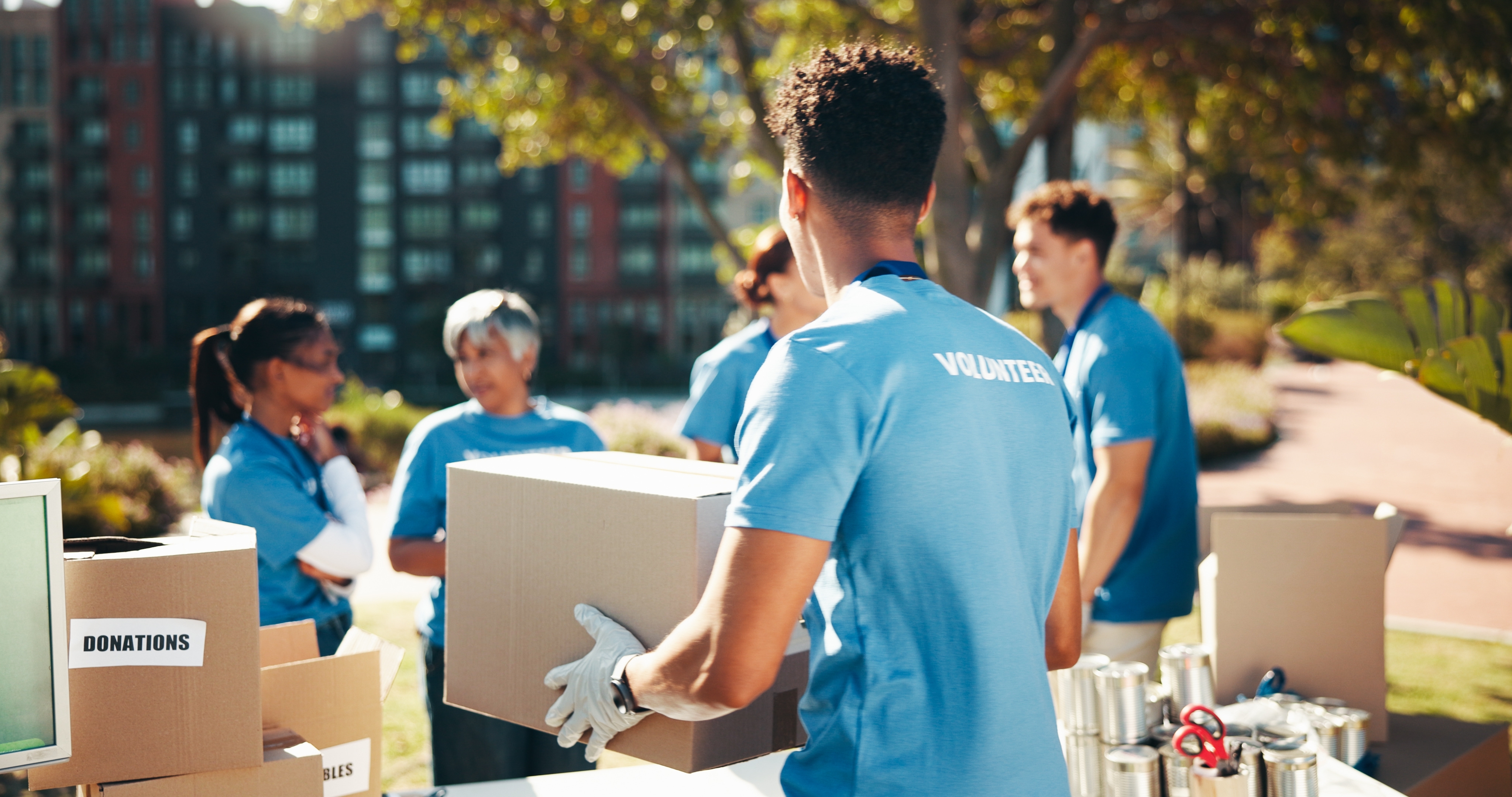 How Volunteering Strengthens Local Businesses